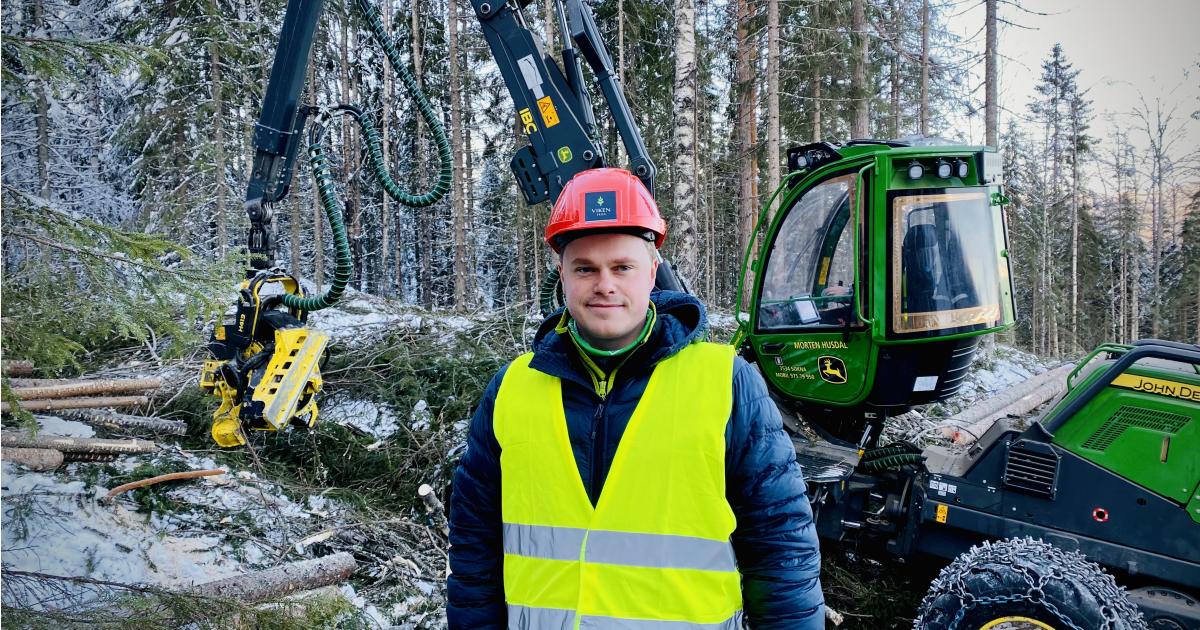 Full fres i vinterskogen - Viken Skog